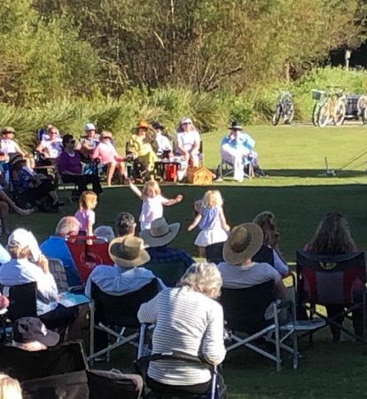 CSO – Girls Dancing – Tidelines