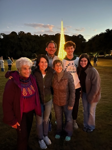 The Holiday Season Arrives in Seabrook – Tidelines